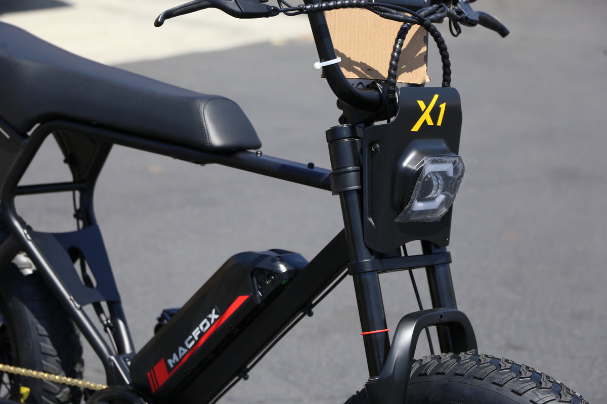 MacFox X1 ebike Black | Moped Motor Style Ebike – LIVE 4 BIKES